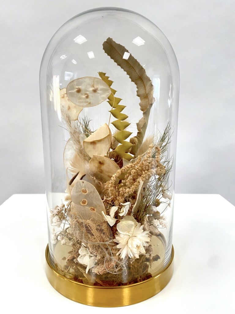 Naturally Dried Flowers - Glass Dome | Thrive Flowers